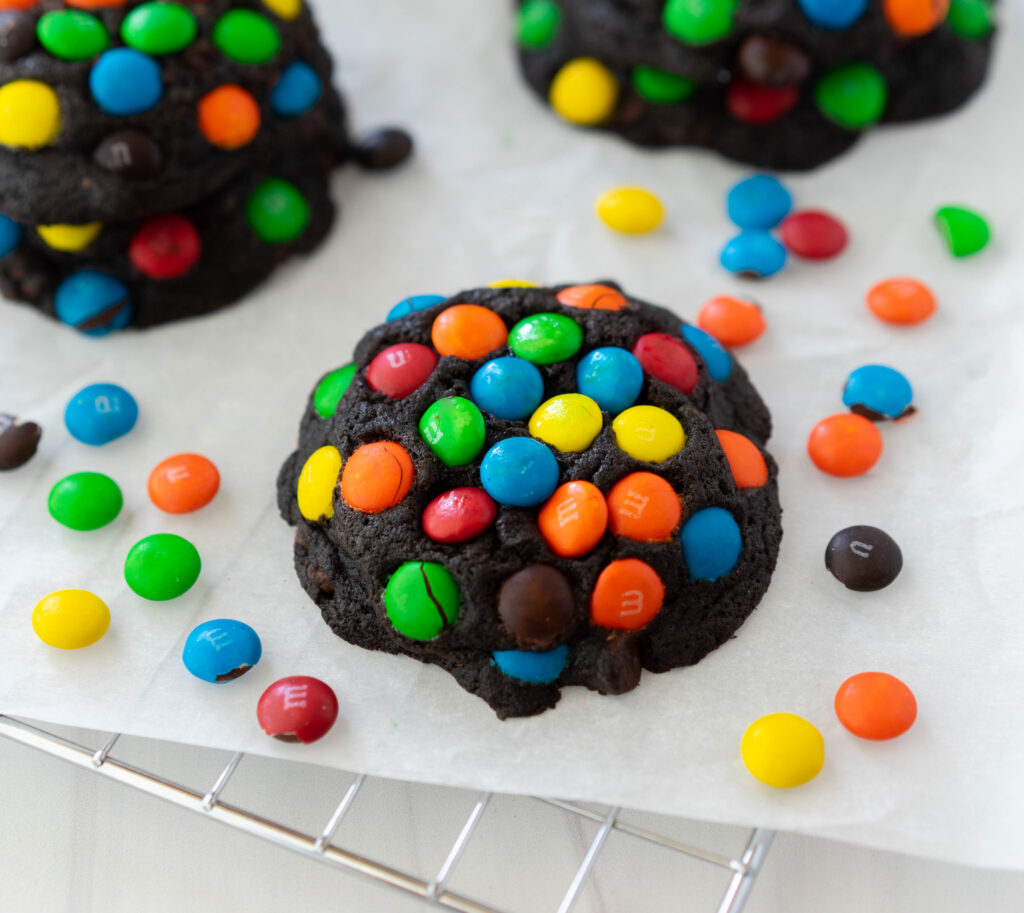 Black Cocoa Cookies (Easy & Delicious!)